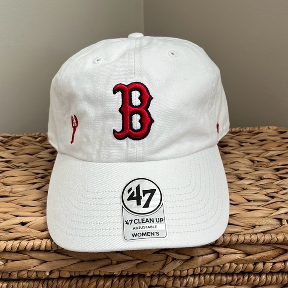 Banner ‘47 | Accessories | Nwt Banner 47 Womens White Confetti Icon ...